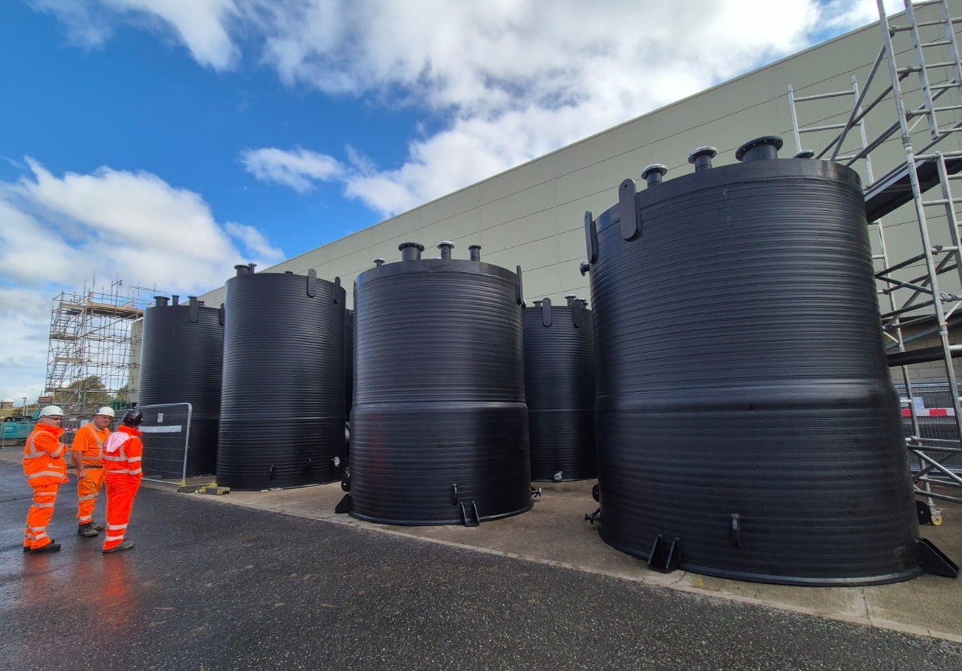 Bulk chemical storage tanks from our Helix division - Moor Fabs